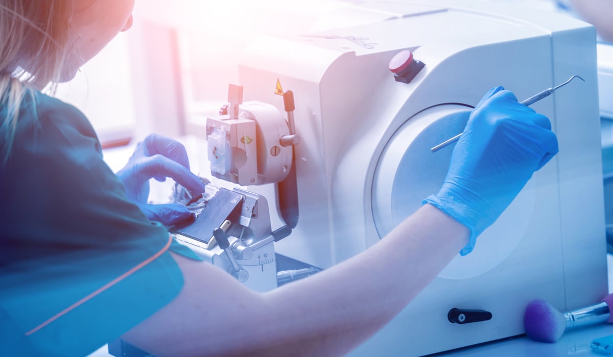 Microtome Blade Buying Guide